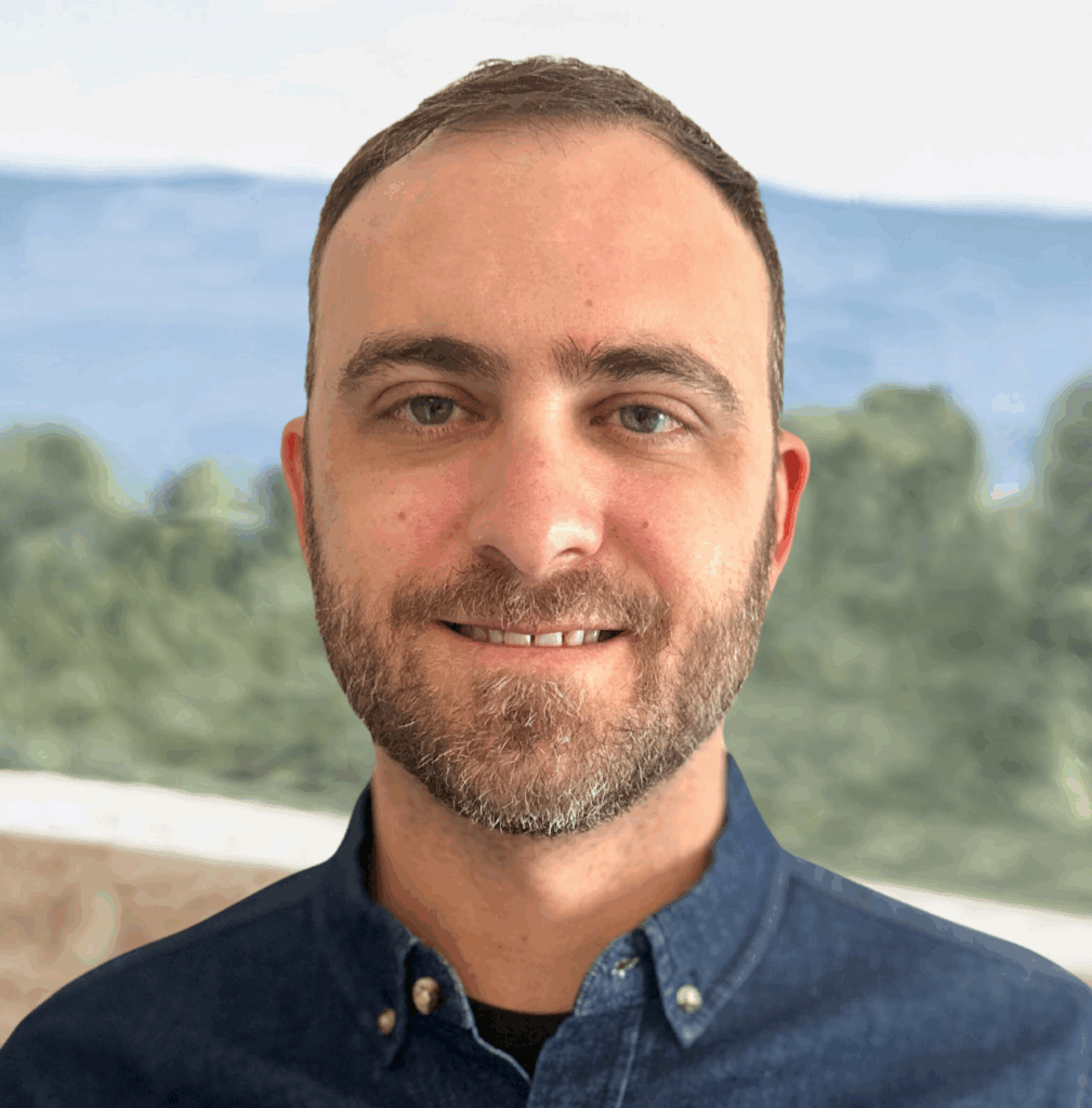 Andrew Schrader - Amendola Communications
